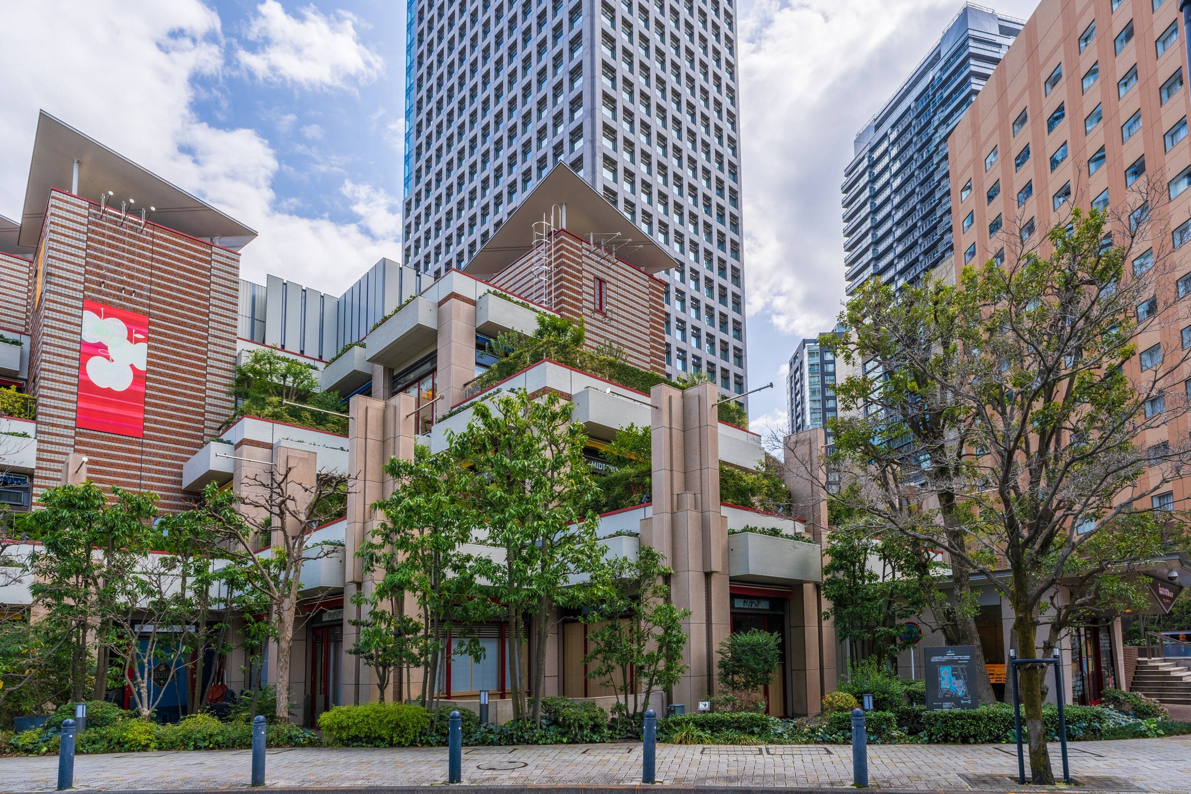 Tokyo | Midtown BBQ - International